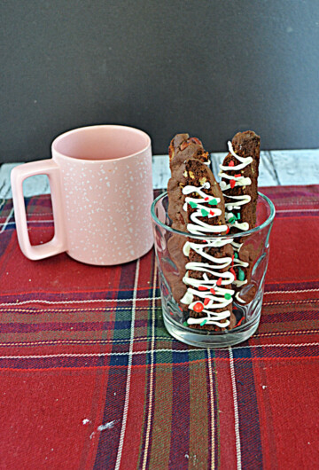 Easy Cake Mix Biscotti - Hezzi-D's Books and Cooks