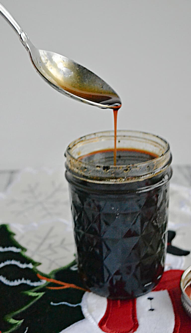Homemade Gingerbread Syrup - Hezzi-D's Books and Cooks
